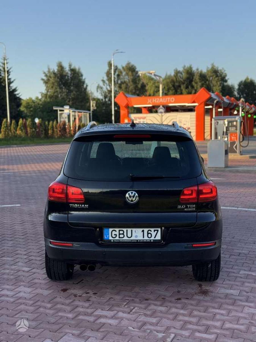 Melns Volkswagen Tiguan 2012 Viļņa, ar dzinēja tilpumu 1.97 L un nobraukumu 550 tūkst. km par 4950 €, foto 6 vietnē AUTOMOTO.COM.LV