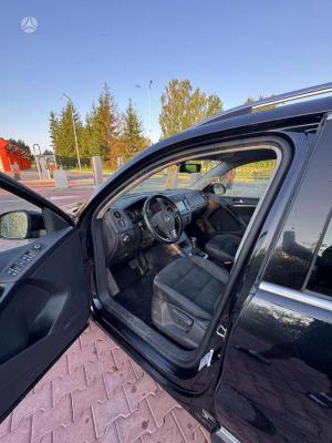 Melns Volkswagen Tiguan 2012 Viļņa, ar dzinēja tilpumu 1.97 L un nobraukumu 550 tūkst. km par 4950 €, foto 9 vietnē AUTOMOTO.COM.LV