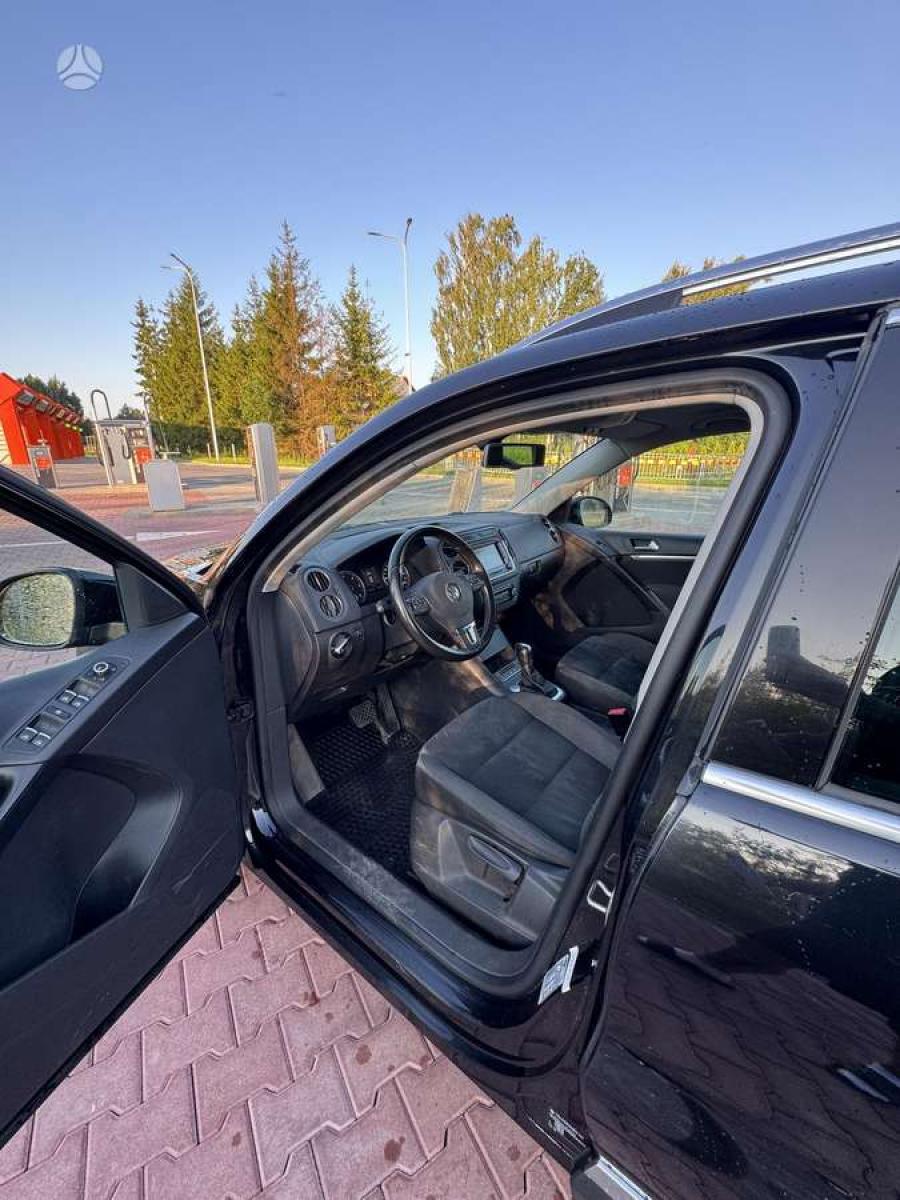 Melns Volkswagen Tiguan 2012 Viļņa, ar dzinēja tilpumu 1.97 L un nobraukumu 550 tūkst. km par 4950 €, foto 9 vietnē AUTOMOTO.COM.LV