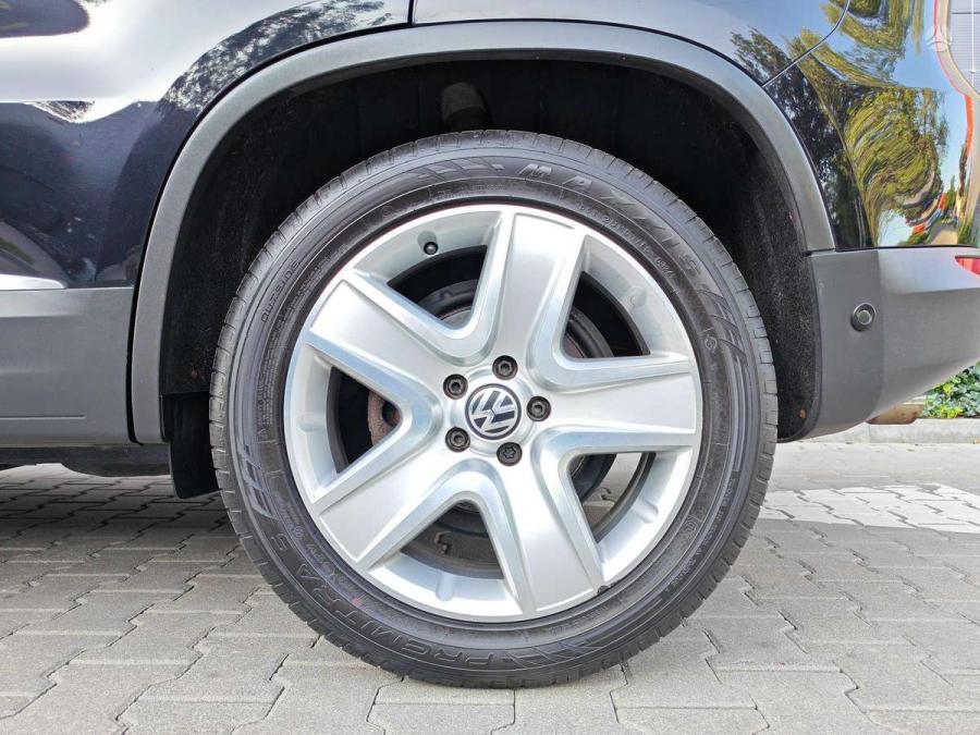 Melns Volkswagen Tiguan 2012 Klaipėda, ar dzinēja tilpumu 1.97 L un nobraukumu 260 tūkst. km par 8950 €, foto 16 vietnē AUTOMOTO.COM.LV