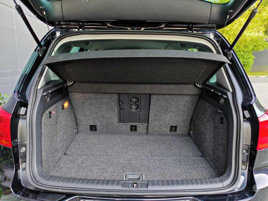 Melns Volkswagen Tiguan 2012 Klaipėda, ar dzinēja tilpumu 1.97 L un nobraukumu 260 tūkst. km par 8950 €, foto 21 vietnē AUTOMOTO.COM.LV