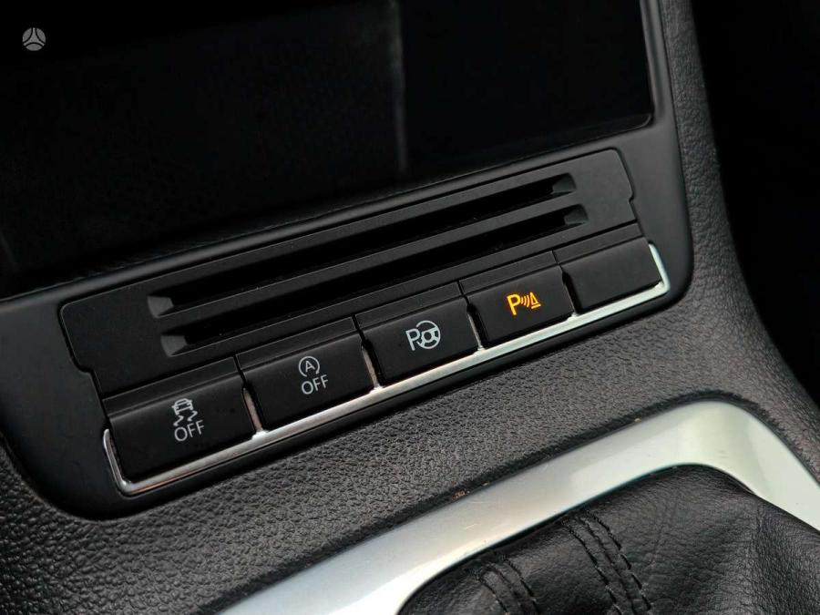 Melns Volkswagen Tiguan 2012 Klaipėda, ar dzinēja tilpumu 1.97 L un nobraukumu 260 tūkst. km par 8950 €, foto 30 vietnē AUTOMOTO.COM.LV