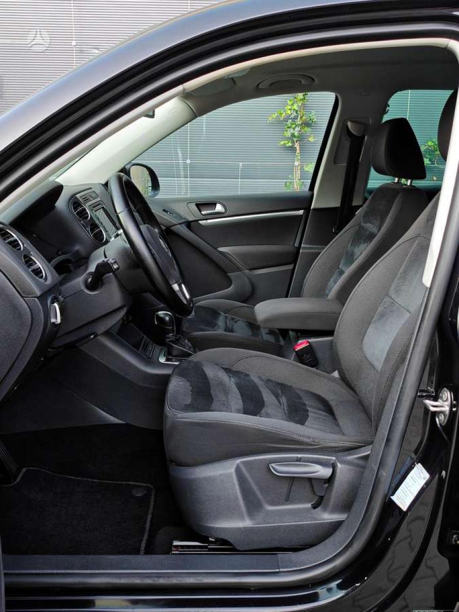 Melns Volkswagen Tiguan 2012 Klaipėda, ar dzinēja tilpumu 1.97 L un nobraukumu 260 tūkst. km par 8950 €, foto 37 vietnē AUTOMOTO.COM.LV