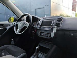 Melns Volkswagen Tiguan 2012 Klaipėda, ar dzinēja tilpumu 1.97 L un nobraukumu 260 tūkst. km par 8950 €, foto 41 vietnē AUTOMOTO.COM.LV