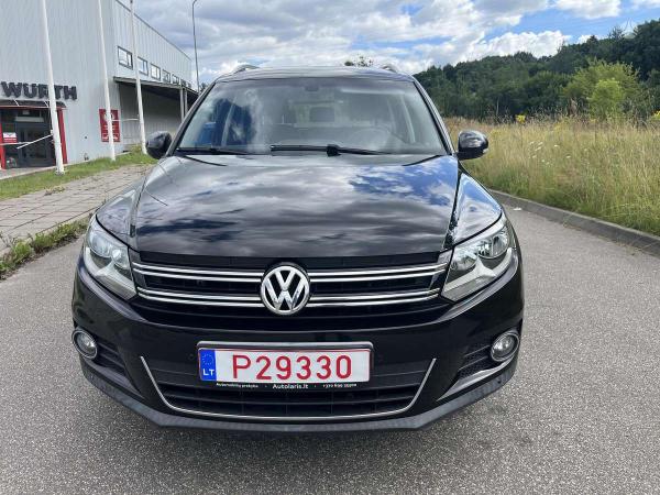 Melns Volkswagen Tiguan 2012 Viļņa, ar dzinēja tilpumu 1.39 L un nobraukumu 234 tūkst. km par 8950 €, foto 2 vietnē AUTOMOTO.COM.LV