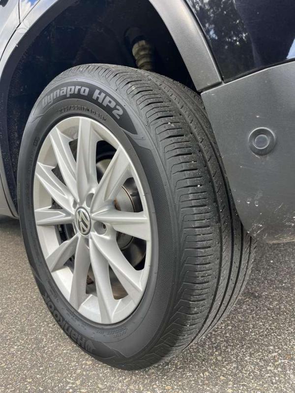 Melns Volkswagen Tiguan 2012 Viļņa, ar dzinēja tilpumu 1.39 L un nobraukumu 234 tūkst. km par 8950 €, foto 9 vietnē AUTOMOTO.COM.LV