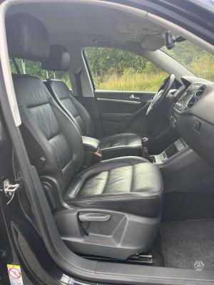 Melns Volkswagen Tiguan 2012 Viļņa, ar dzinēja tilpumu 1.39 L un nobraukumu 234 tūkst. km par 8950 €, foto 15 vietnē AUTOMOTO.COM.LV