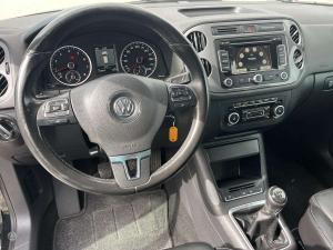 Melns Volkswagen Tiguan 2012 Viļņa, ar dzinēja tilpumu 1.39 L un nobraukumu 234 tūkst. km par 8950 €, foto 25 vietnē AUTOMOTO.COM.LV