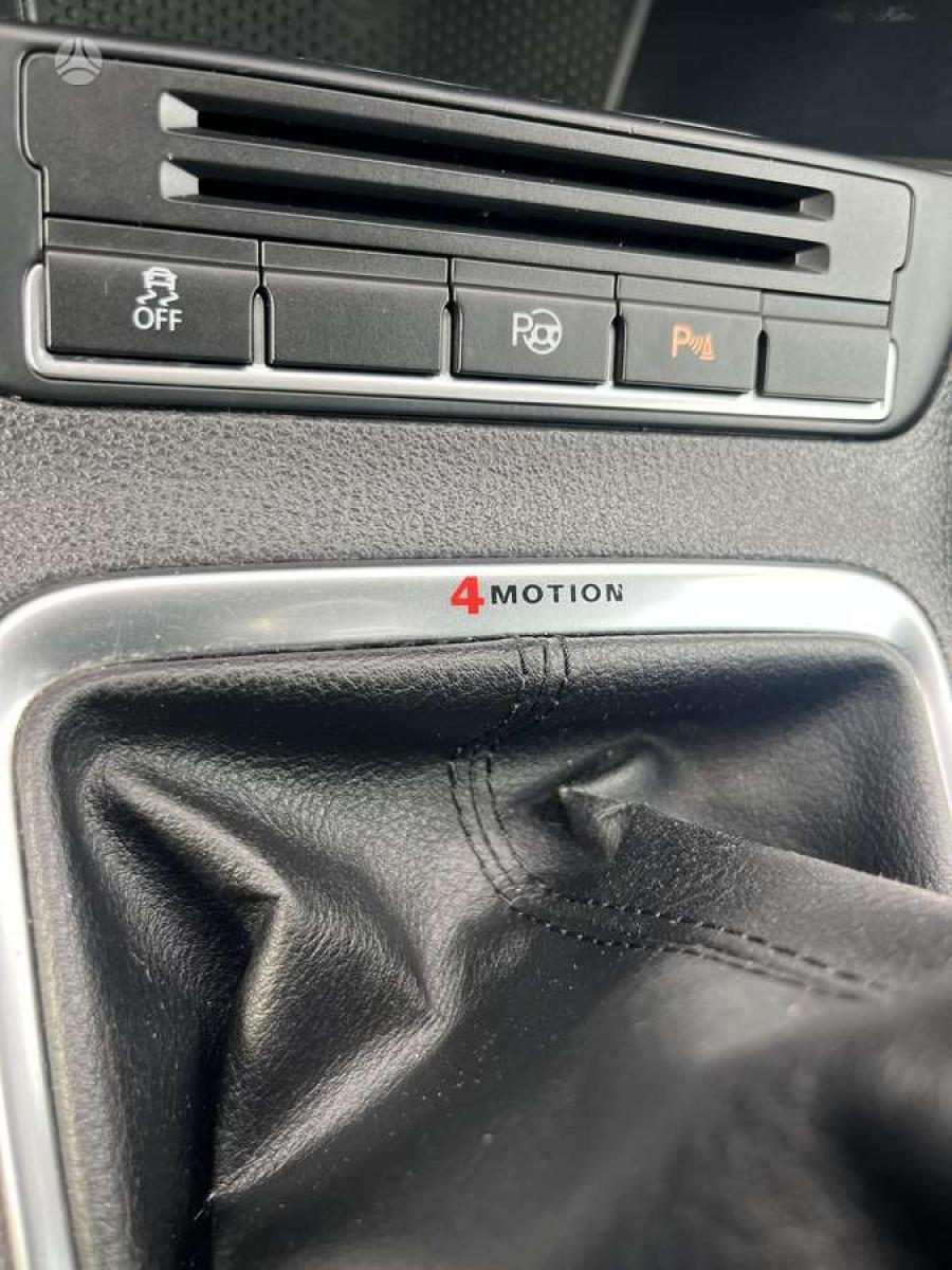 Melns Volkswagen Tiguan 2012 Viļņa, ar dzinēja tilpumu 1.39 L un nobraukumu 234 tūkst. km par 8950 €, foto 30 vietnē AUTOMOTO.COM.LV