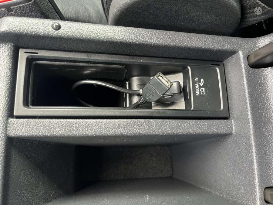 Melns Volkswagen Tiguan 2012 Viļņa, ar dzinēja tilpumu 1.39 L un nobraukumu 234 tūkst. km par 8950 €, foto 32 vietnē AUTOMOTO.COM.LV