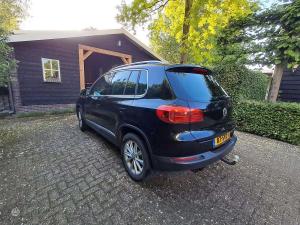 Melns Volkswagen Tiguan 2012 Viļņa, ar dzinēja tilpumu 1.39 L un nobraukumu 234 tūkst. km par 8950 €, foto 44 vietnē AUTOMOTO.COM.LV