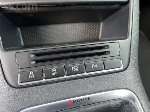Black Volkswagen Tiguan 2012 in Riga, with an engine capacity of 2.00 L and mileage of 280 thousand km for 9200 €, photo 12 on AUTOMOTO.COM.LV