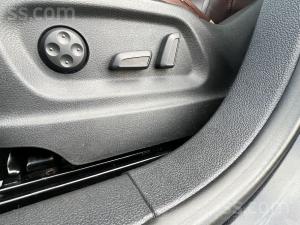 Black Volkswagen Tiguan 2012 in Riga, with an engine capacity of 2.00 L and mileage of 280 thousand km for 9200 €, photo 14 on AUTOMOTO.COM.LV