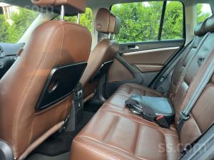 Black Volkswagen Tiguan 2012 in Riga, with an engine capacity of 2.00 L and mileage of 280 thousand km for 9200 €, photo 17 on AUTOMOTO.COM.LV