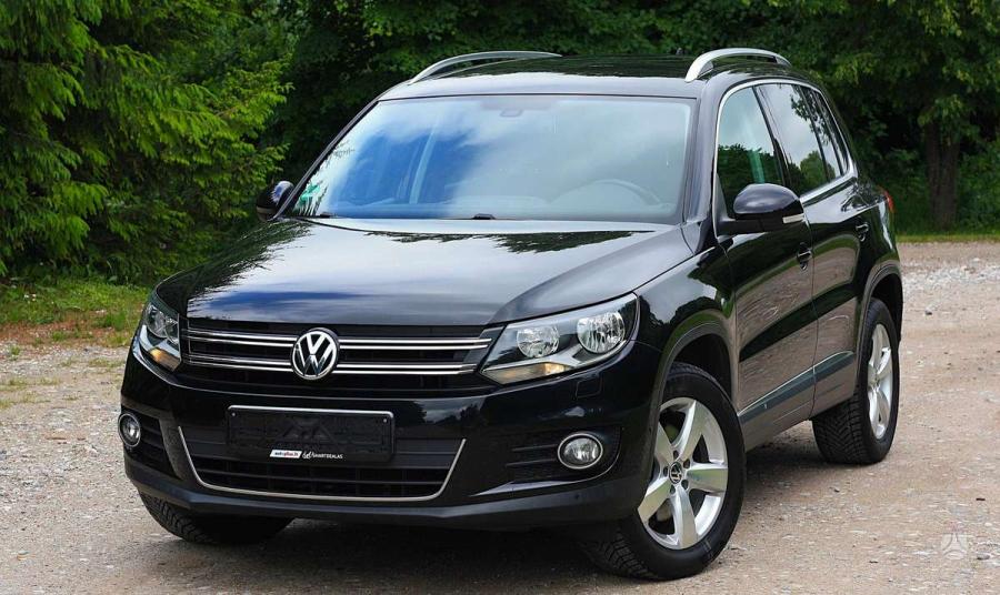 Black Volkswagen Tiguan 2012 in Kretinga, with an engine capacity of 1.97 L and mileage of 264 thousand km for 7999 €, photo 1 on AUTOMOTO.COM.LV