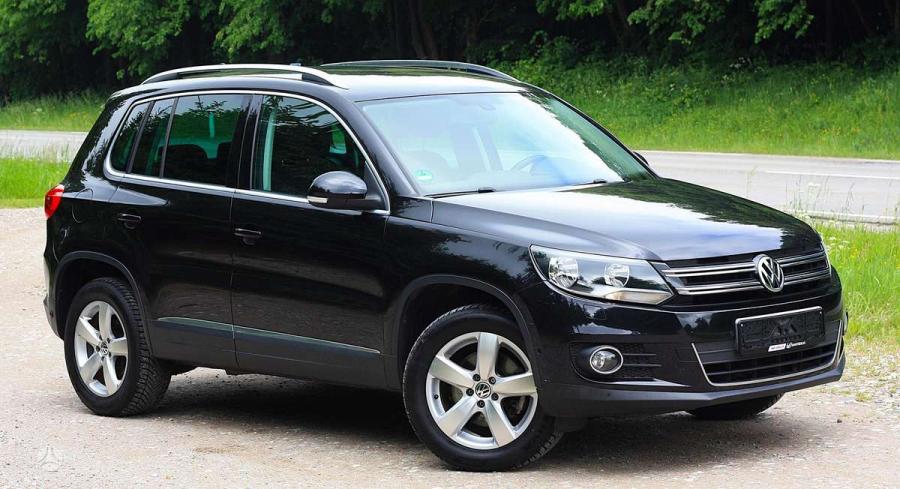 Black Volkswagen Tiguan 2012 in Kretinga, with an engine capacity of 1.97 L and mileage of 264 thousand km for 7999 €, photo 9 on AUTOMOTO.COM.LV