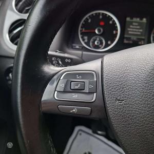 Black Volkswagen Tiguan 2012 in Kretinga, with an engine capacity of 1.97 L and mileage of 264 thousand km for 7999 €, photo 27 on AUTOMOTO.COM.LV