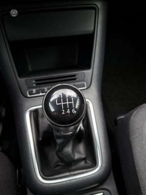 Black Volkswagen Tiguan 2012 in Kretinga, with an engine capacity of 1.97 L and mileage of 264 thousand km for 7999 €, photo 29 on AUTOMOTO.COM.LV