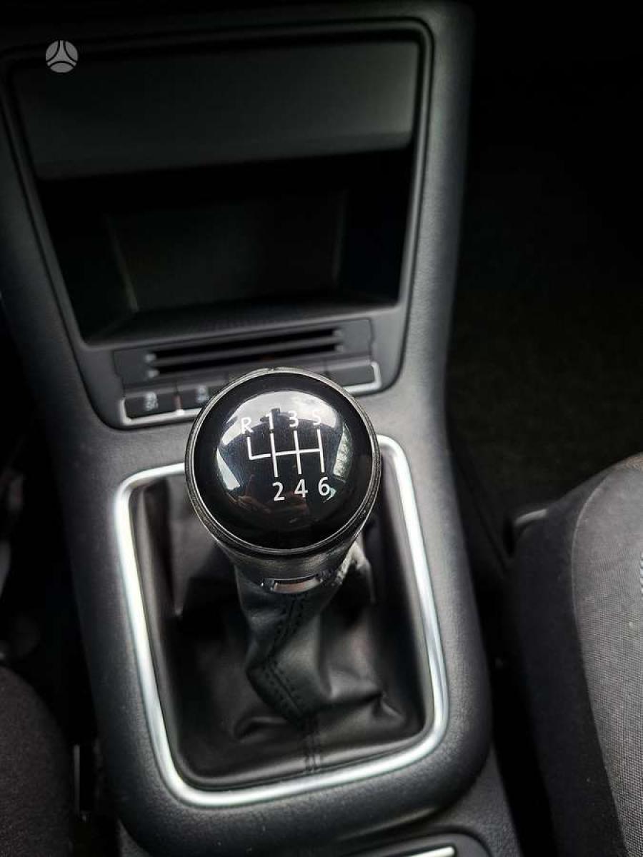 Black Volkswagen Tiguan 2012 in Kretinga, with an engine capacity of 1.97 L and mileage of 264 thousand km for 7999 €, photo 29 on AUTOMOTO.COM.LV