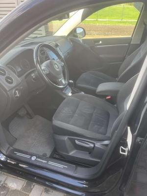 Черный Фольксваген Тигуан 2012 в Каунас, объемом двигателя 1.97 л и пробегом 355 тыс. км за 8100 €, фото 13 на AUTOMOTO.COM.LV