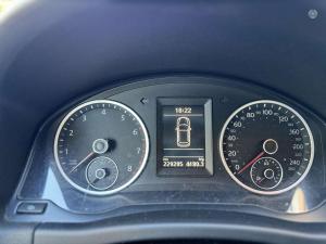 Black Volkswagen Tiguan 2012 in Vilnius, with an engine capacity of 2.00 L and mileage of 238 thousand km for 7300 €, photo 20 on AUTOMOTO.COM.LV