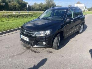 Melns Volkswagen Tiguan 2012 Tauragė, ar dzinēja tilpumu 2.00 L un nobraukumu 152 tūkst. km par 7400 €, foto  vietnē AUTOMOTO.COM.LV