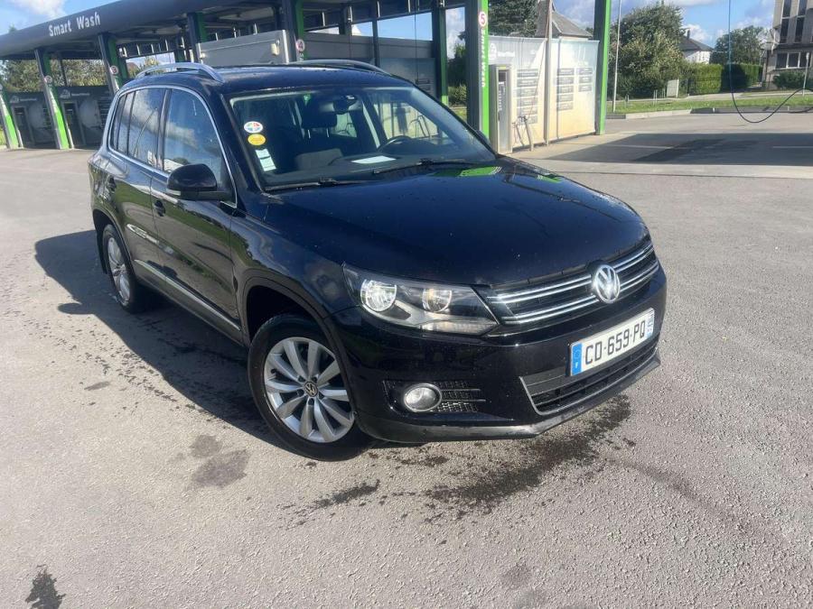 Melns Volkswagen Tiguan 2012 Tauragė, ar dzinēja tilpumu 2.00 L un nobraukumu 152 tūkst. km par 7400 €, foto 3 vietnē AUTOMOTO.COM.LV