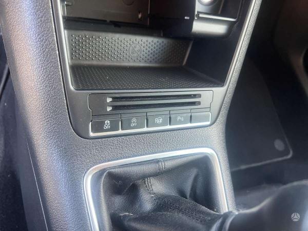 Black Volkswagen Tiguan 2012 in Taurage, with an engine capacity of 2.00 L and mileage of 152 thousand km for 7400 €, photo 8 on AUTOMOTO.COM.LV