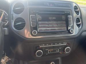 Melns Volkswagen Tiguan 2012 Tauragė, ar dzinēja tilpumu 2.00 L un nobraukumu 152 tūkst. km par 7400 €, foto 10 vietnē AUTOMOTO.COM.LV