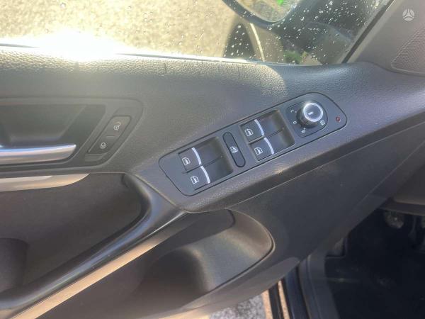 Black Volkswagen Tiguan 2012 in Taurage, with an engine capacity of 2.00 L and mileage of 152 thousand km for 7400 €, photo 11 on AUTOMOTO.COM.LV