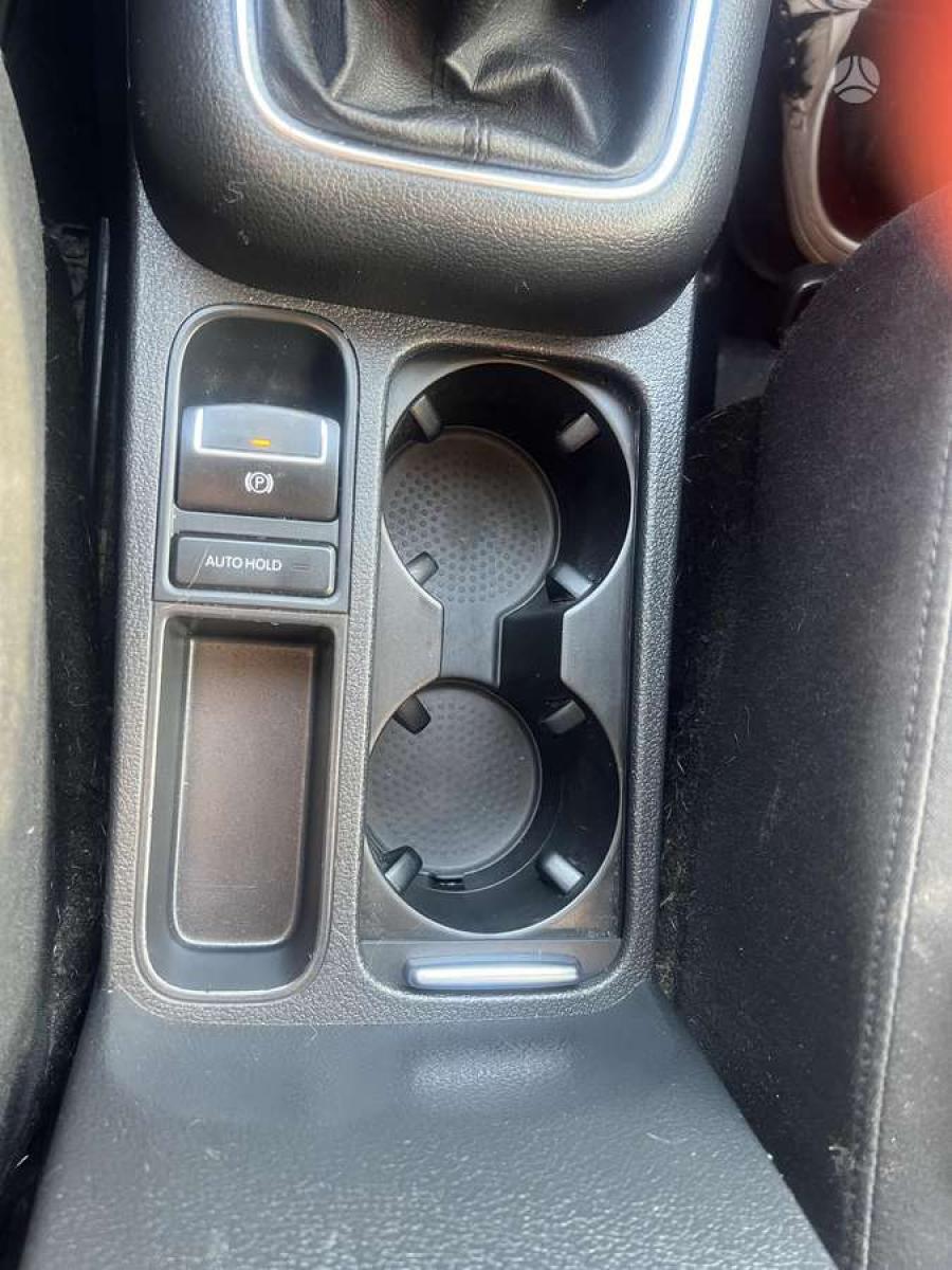 Melns Volkswagen Tiguan 2012 Tauragė, ar dzinēja tilpumu 2.00 L un nobraukumu 152 tūkst. km par 7400 €, foto 15 vietnē AUTOMOTO.COM.LV