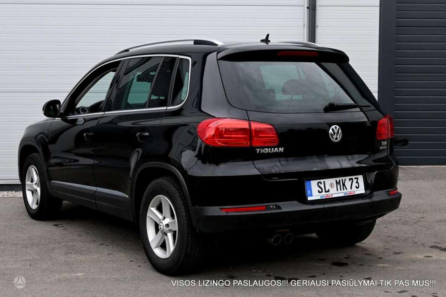 Black Volkswagen Tiguan 2012 in Kretinga, with an engine capacity of 1.97 L and mileage of 188 thousand km for 8299 €, photo 10 on AUTOMOTO.COM.LV