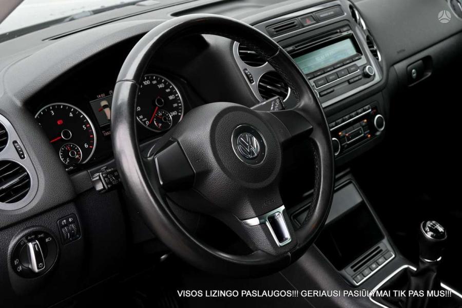 Black Volkswagen Tiguan 2012 in Kretinga, with an engine capacity of 1.97 L and mileage of 188 thousand km for 8299 €, photo 22 on AUTOMOTO.COM.LV