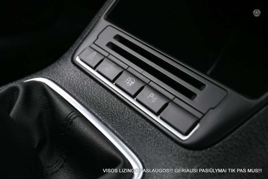 Black Volkswagen Tiguan 2012 in Kretinga, with an engine capacity of 1.97 L and mileage of 188 thousand km for 8299 €, photo 28 on AUTOMOTO.COM.LV