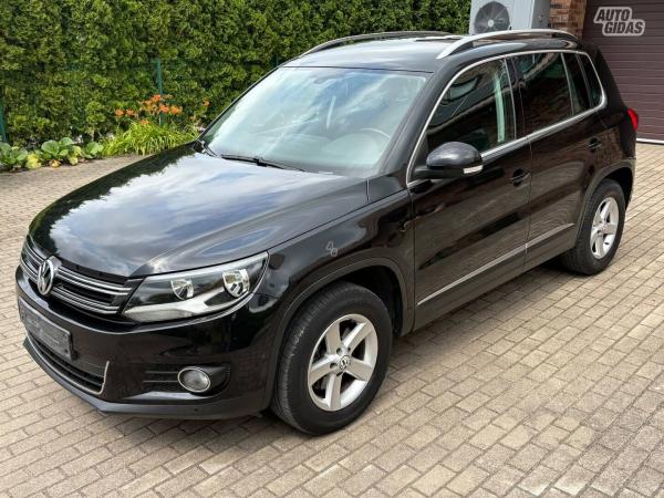 Volkswagen Tiguan 2012 Klaipėda vietnē Melns Volkswagen Tiguan 2012 Klaipėda, ar dzinēja tilpumu 2.00 L un nobraukumu 188 tūkst. km par 7900 €, foto 3 vietnē AUTOMOTO.COM.LV