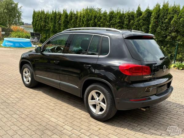 Volkswagen Tiguan 2012 Klaipėda vietnē Melns Volkswagen Tiguan 2012 Klaipėda, ar dzinēja tilpumu 2.00 L un nobraukumu 188 tūkst. km par 7900 €, foto 4 vietnē AUTOMOTO.COM.LV