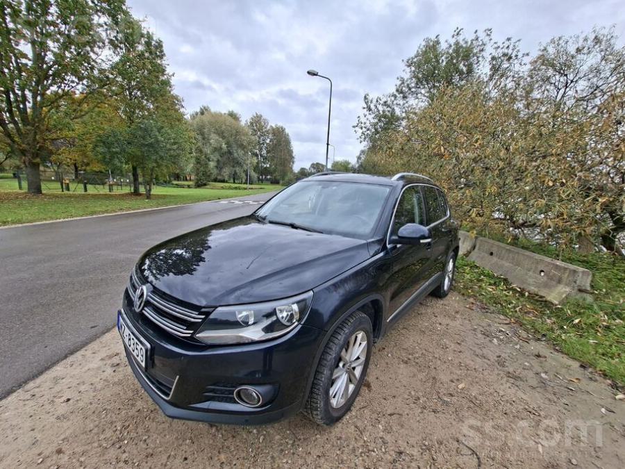 Черный Фольксваген Тигуан 2012 в Рига, объемом двигателя 2.00 л и пробегом 136 тыс. км за 9400 €, фото 3 на AUTOMOTO.COM.LV