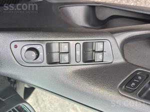 Melns Volkswagen Tiguan 2012 Cēsis, ar dzinēja tilpumu 2.00 L un nobraukumu 211 tūkst. km par 7800 €, foto 9 vietnē AUTOMOTO.COM.LV