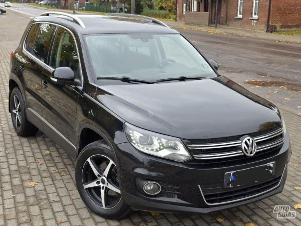 Black Volkswagen Tiguan 2012 in Silute, with an engine capacity of 2.00 L and mileage of 280 thousand km for 7300 €, photo 6 on AUTOMOTO.COM.LV