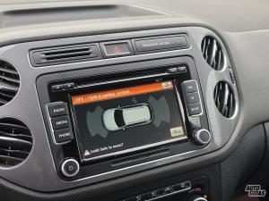 Black Volkswagen Tiguan 2012 in Silute, with an engine capacity of 2.00 L and mileage of 280 thousand km for 7300 €, photo 17 on AUTOMOTO.COM.LV