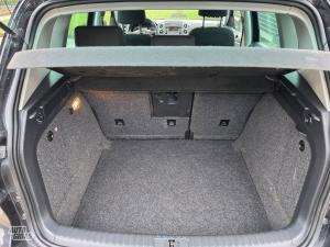 Black Volkswagen Tiguan 2012 in Silute, with an engine capacity of 2.00 L and mileage of 280 thousand km for 7300 €, photo 19 on AUTOMOTO.COM.LV