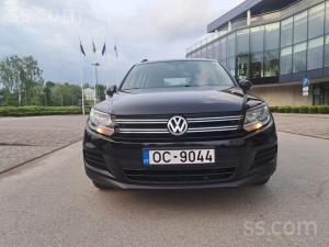 Melns Volkswagen Tiguan 2013 Rēzekne, ar dzinēja tilpumu 2.00 L un nobraukumu 226 tūkst. km par 25950 €, foto 3 vietnē AUTOMOTO.COM.LV