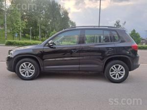 Melns Volkswagen Tiguan 2013 Rēzekne, ar dzinēja tilpumu 2.00 L un nobraukumu 226 tūkst. km par 25950 €, foto 5 vietnē AUTOMOTO.COM.LV