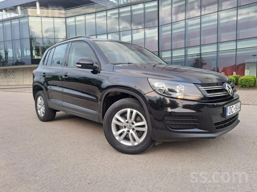Melns Volkswagen Tiguan 2013 Rēzekne, ar dzinēja tilpumu 2.00 L un nobraukumu 226 tūkst. km par 25950 €, foto 26 vietnē AUTOMOTO.COM.LV