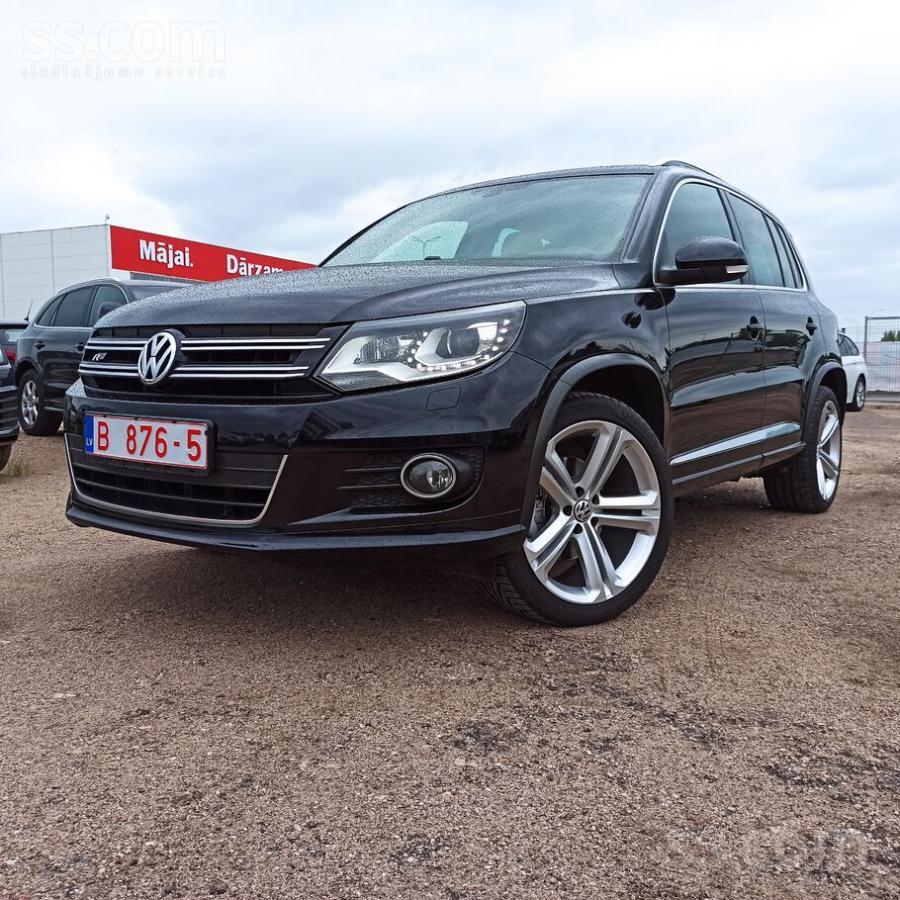 Melns Volkswagen Tiguan 2013 Daugavpils, ar dzinēja tilpumu 2.00 L un nobraukumu 0 tūkst. km par 11400 €, foto 1 vietnē AUTOMOTO.COM.LV