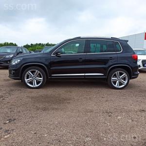 Melns Volkswagen Tiguan 2013 Daugavpils, ar dzinēja tilpumu 2.00 L un nobraukumu 0 tūkst. km par 11400 €, foto 4 vietnē AUTOMOTO.COM.LV