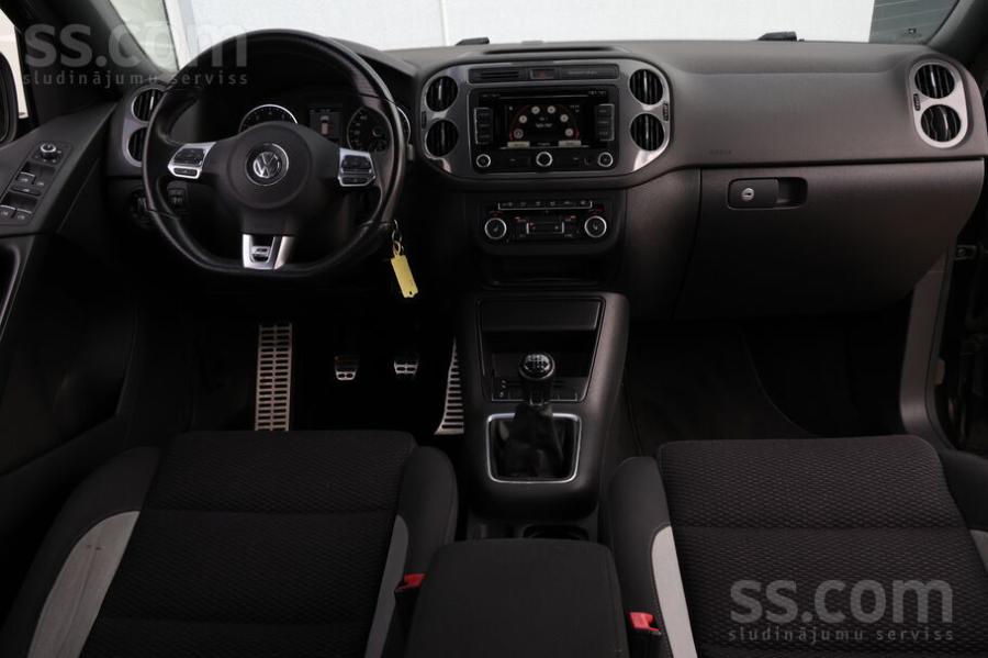 Melns Volkswagen Tiguan 2013 Tukums, ar dzinēja tilpumu 2.00 L un nobraukumu 251 tūkst. km par 9490 €, foto 12 vietnē AUTOMOTO.COM.LV