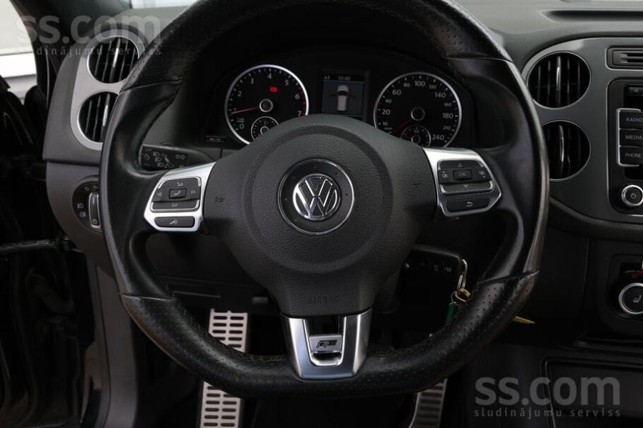 Melns Volkswagen Tiguan 2013 Tukums, ar dzinēja tilpumu 2.00 L un nobraukumu 251 tūkst. km par 9490 €, foto 15 vietnē AUTOMOTO.COM.LV
