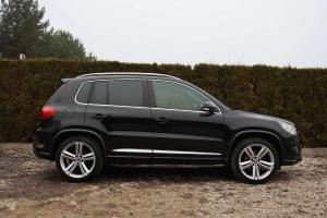 Black Volkswagen Tiguan 2013 in Alytus, with an engine capacity of 1.40 L and mileage of 267 thousand km for 7900 €, photo 6 on AUTOMOTO.COM.LV