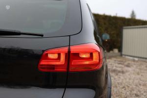 Black Volkswagen Tiguan 2013 in Alytus, with an engine capacity of 1.40 L and mileage of 267 thousand km for 7900 €, photo 29 on AUTOMOTO.COM.LV